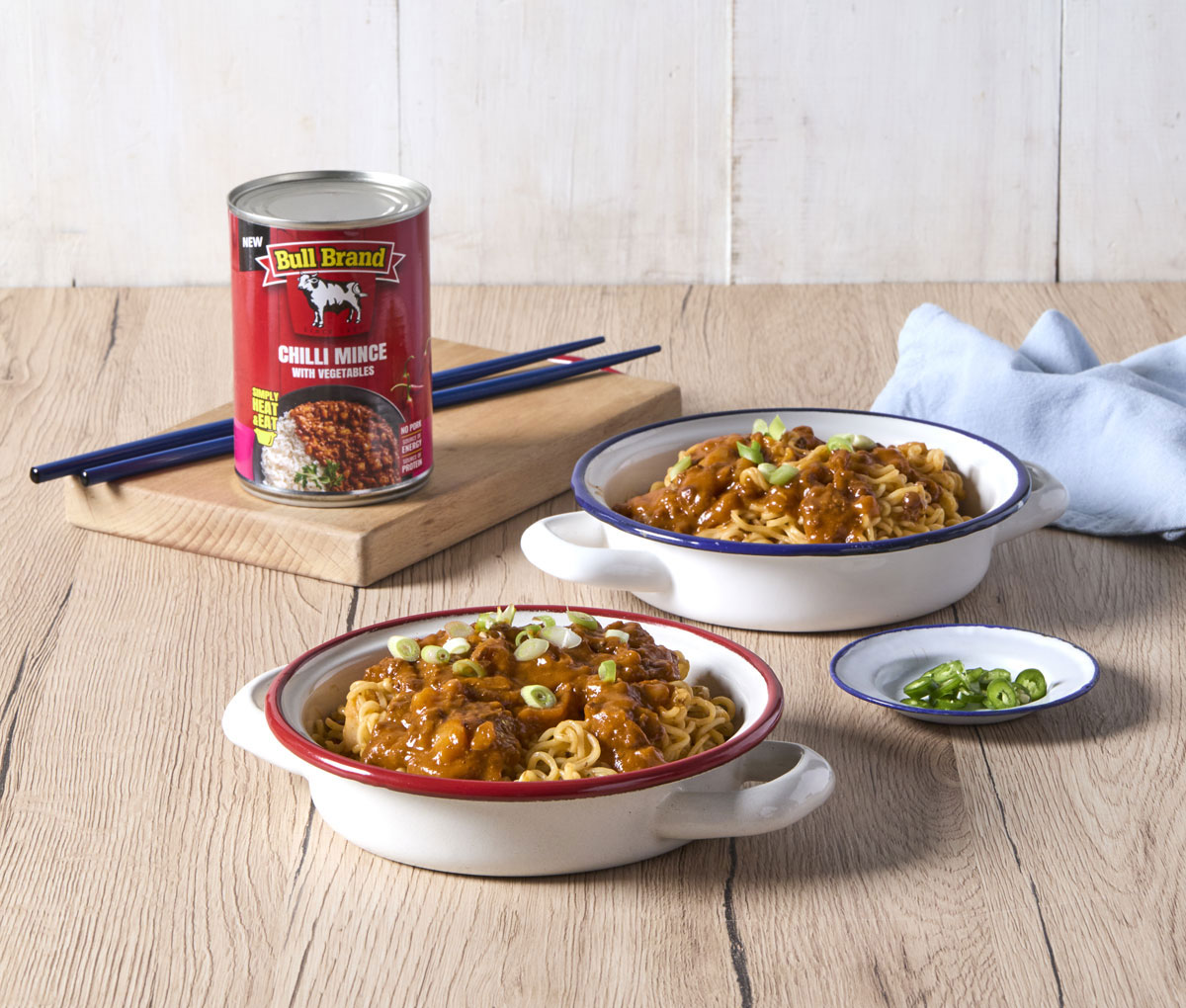 Chili Mince and Noodles - Bull Brand